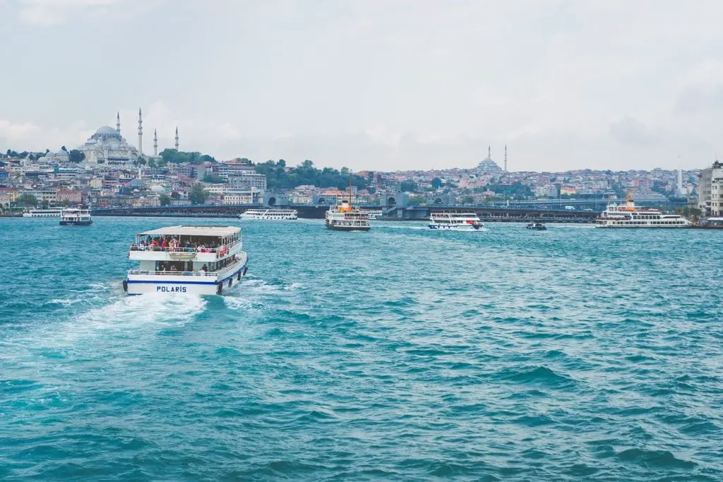 Traveling to Istanbul: Top Istanbul travel tips for first-time visitors