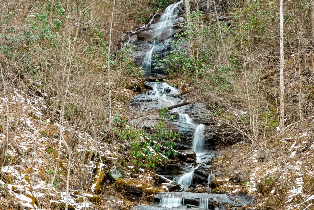 The BEST waterfalls near Asheville NC: 20 Asheville waterfall hikes